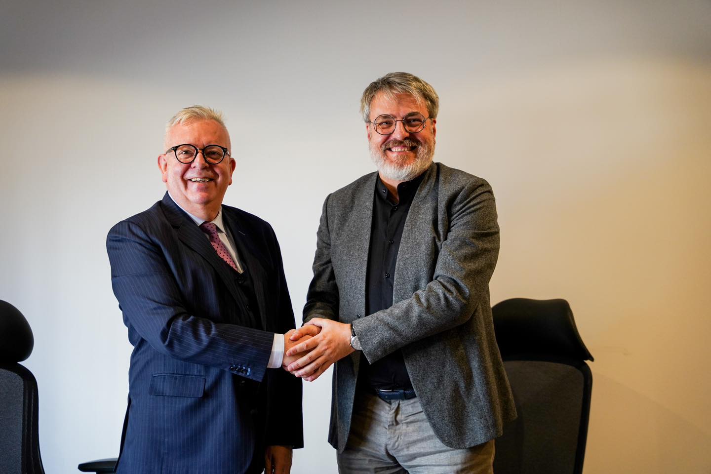 UKH & IOM Sign MOU to Offer Advanced Migration Courses to Students ...