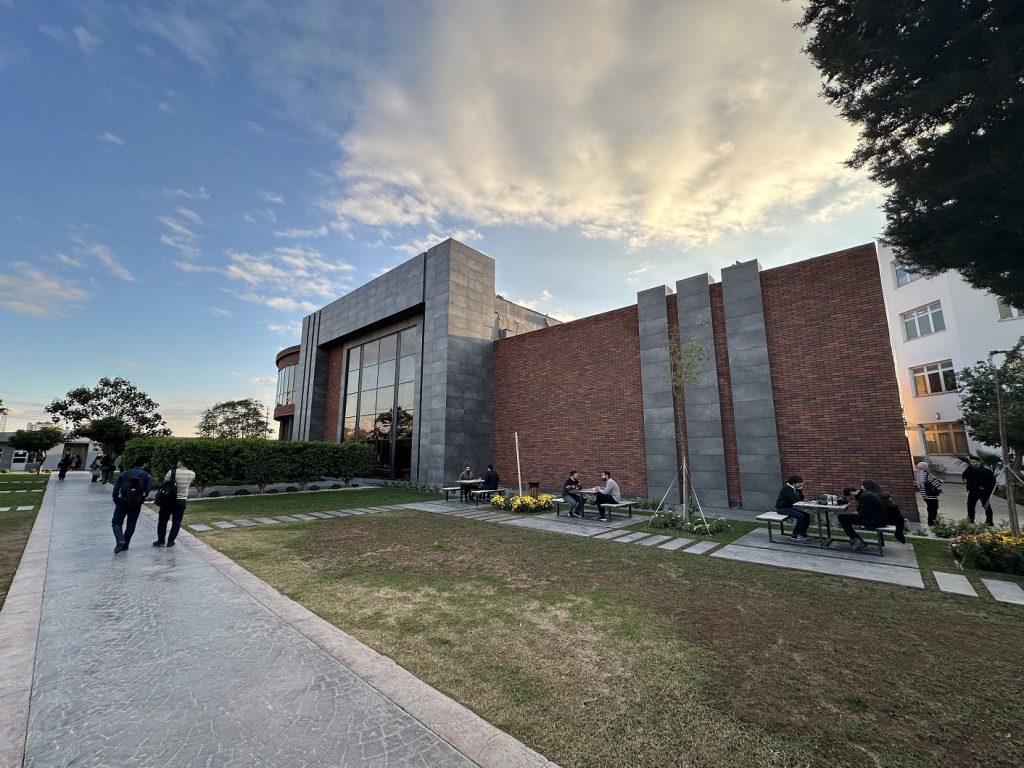 The Postgraduate Chronicle - University of Kurdistan Hewlêr